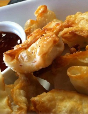 Copycat Panda Express Cream Cheese Wonton Recipe - Flavorite