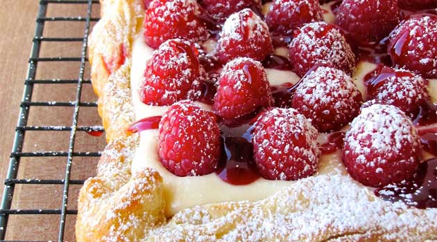 Rustic Raspberry Lemon Cheesecake Tart Recipe - Flavorite