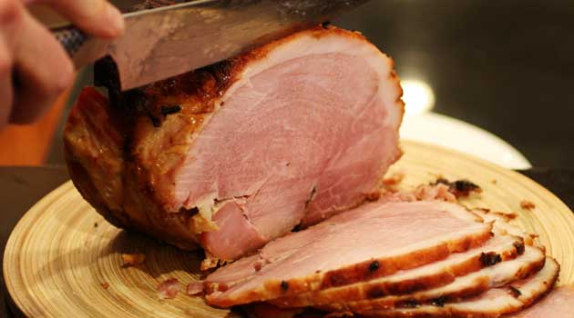 The Easiest Slow Cooker Christmas Ham Recipe - Flavorite