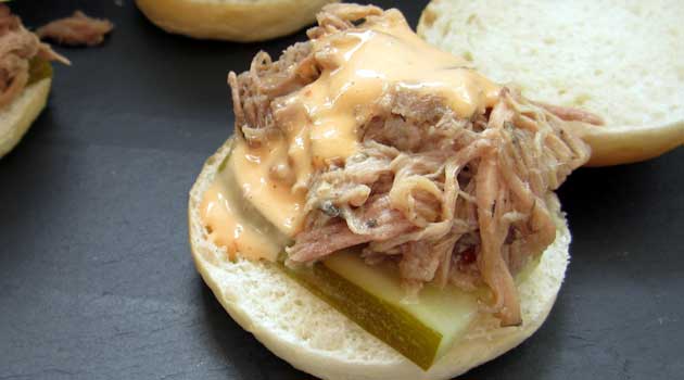 Kalua Pork Sliders with Sriracha Aioli Recipe - Flavorite