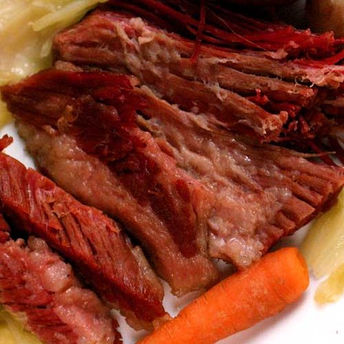 Homemade Corned Beef with Vegetables Recipe - Flavorite