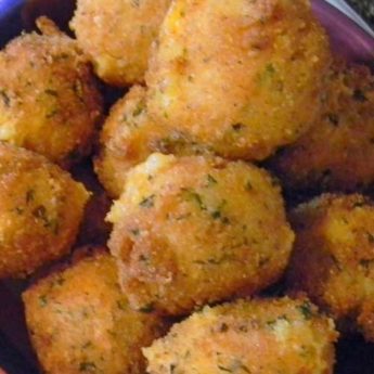 Loaded Mashed Potato Bites Recipe - Flavorite